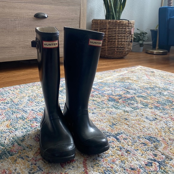 Hunter | Shoes | Hunter Kids Gloss 5 | Poshmark